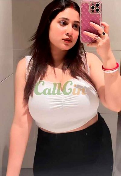Shuchi, big busty escort with the best hardcore experience. | CallGin
